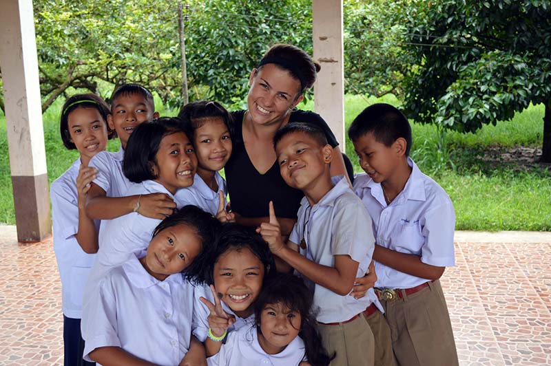 5 ways to volunteer with children in Thailand | uVolunteer